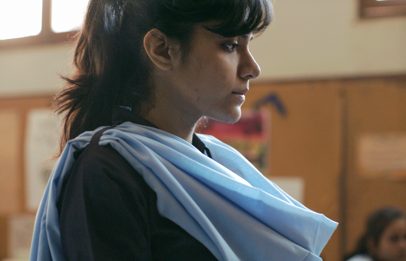 OSCAR SHORTS FILM REVIEW – Sandstorm – A schoolgirl going through ...