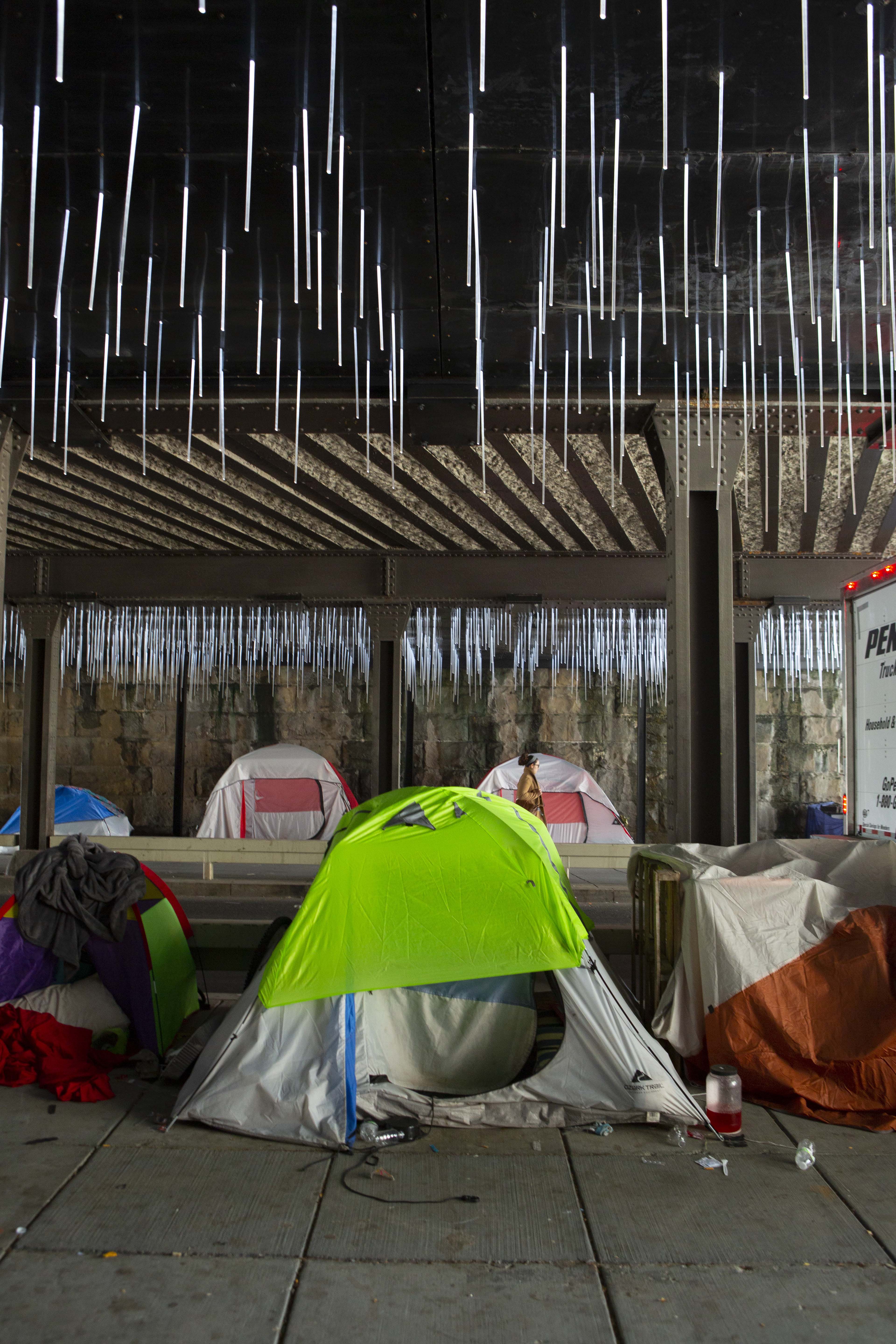 OSCAR SHORT FILM REVIEW – STREET REPORTER – Homelessness is an everyday ...